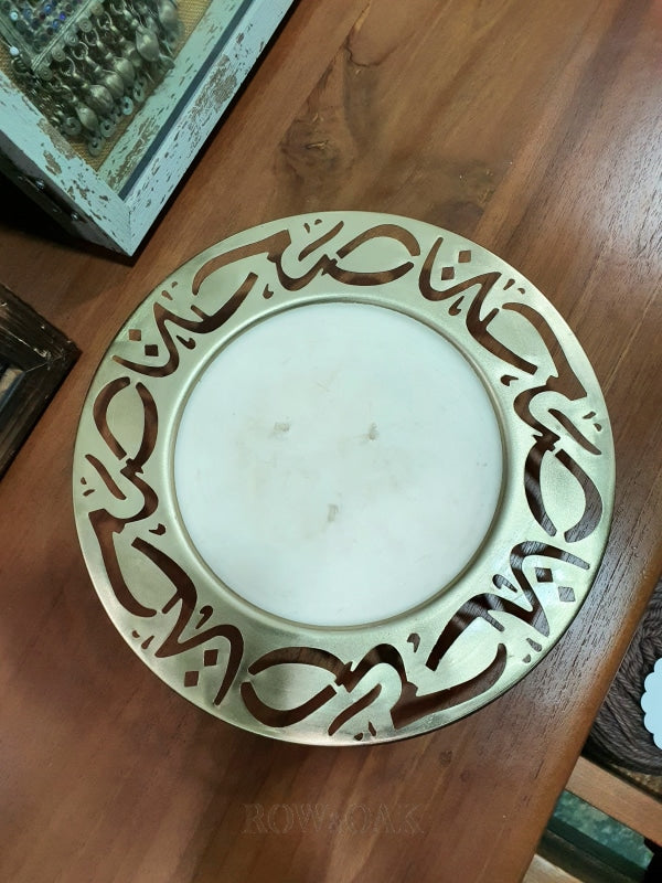 Brass Calligraphy Vessel with Candle – Row & Oak